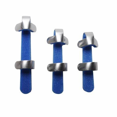 First aid equipment supplies Finger Leg First Aid Splint Kit Small ...